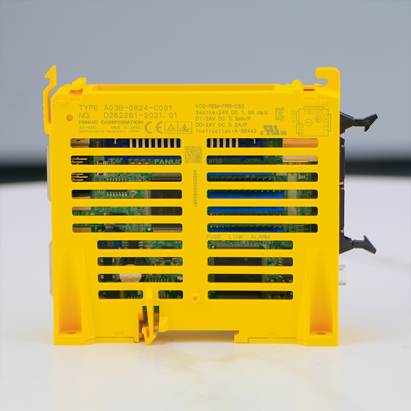A03B0824C001 FANUC A03B-0824-C001 IO MODULE UNIT